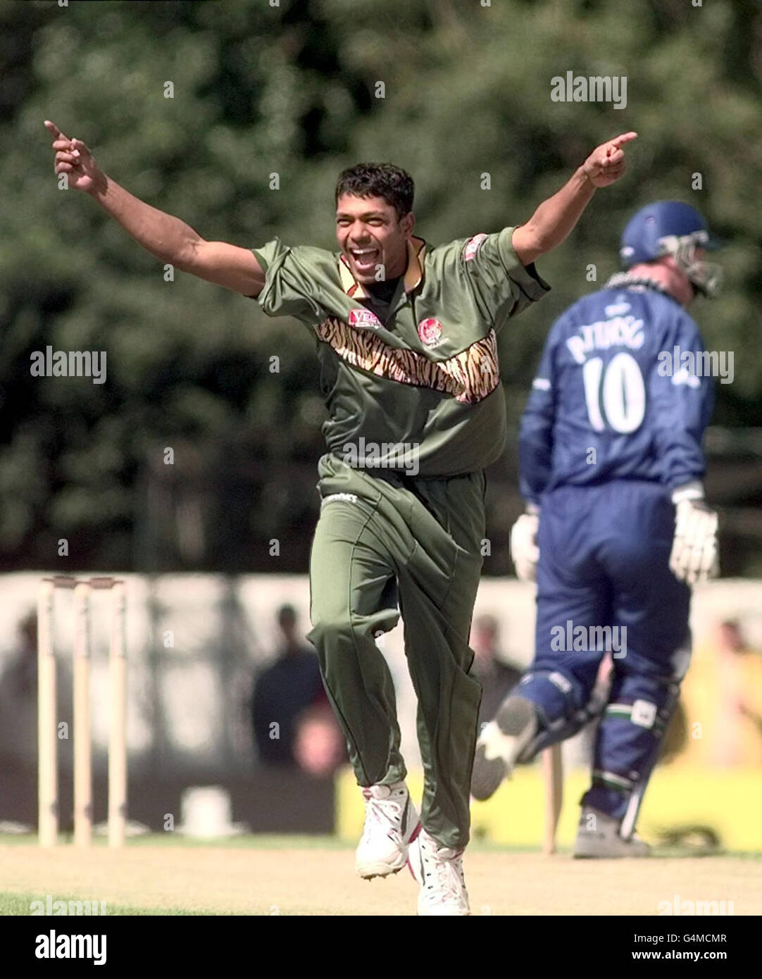 Cricket/Hasibul celebrates wicket Stock Photo - Alamy