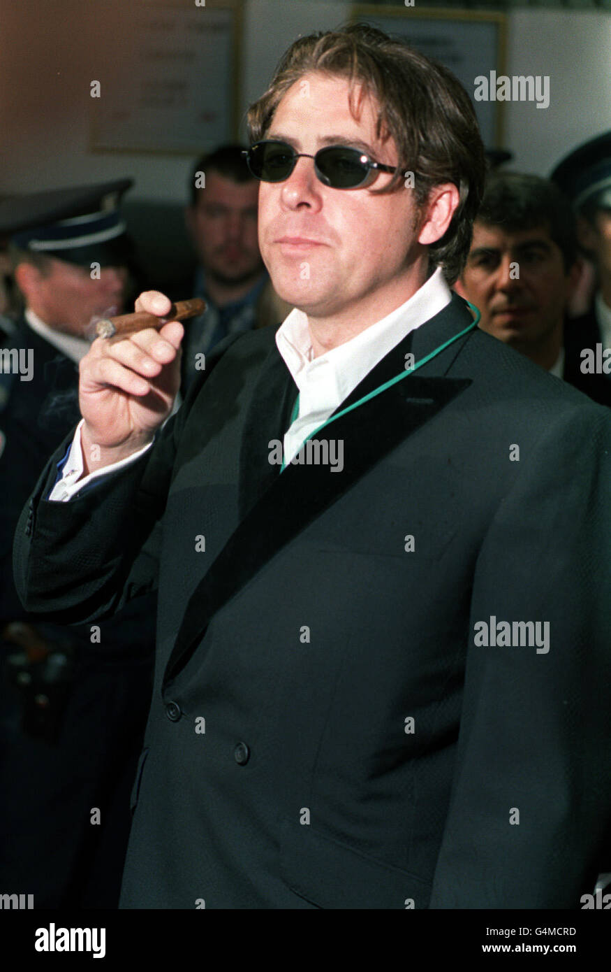 Jonathan ross cigar hi-res stock photography and images - Alamy