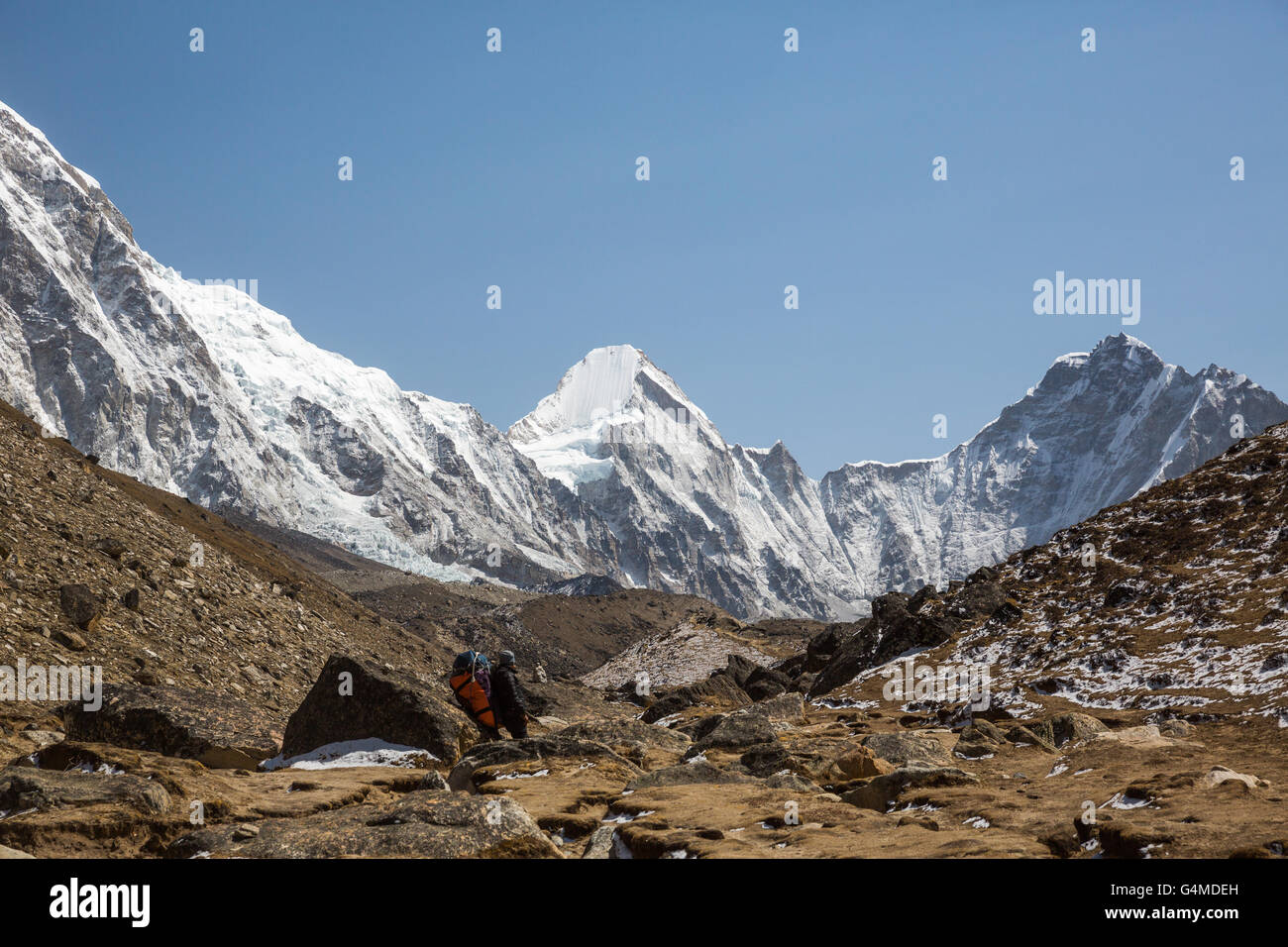 Track to Everest Base Camp Stock Photo - Alamy