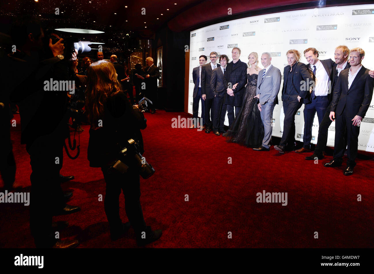 The cast arrives for the premiere of Anonymous, at the Empire ...