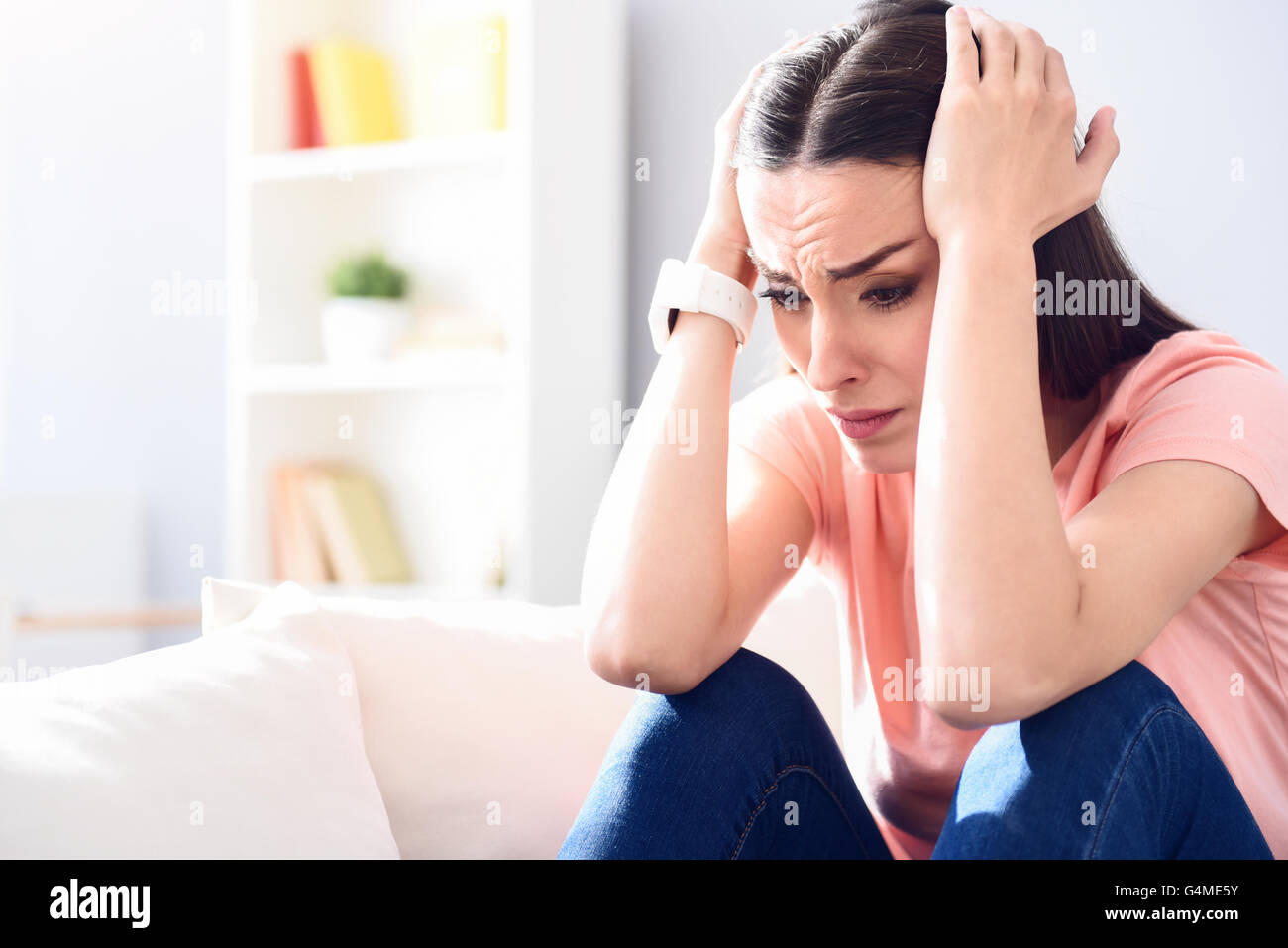 Disappointed woman hi-res stock photography and images - Alamy