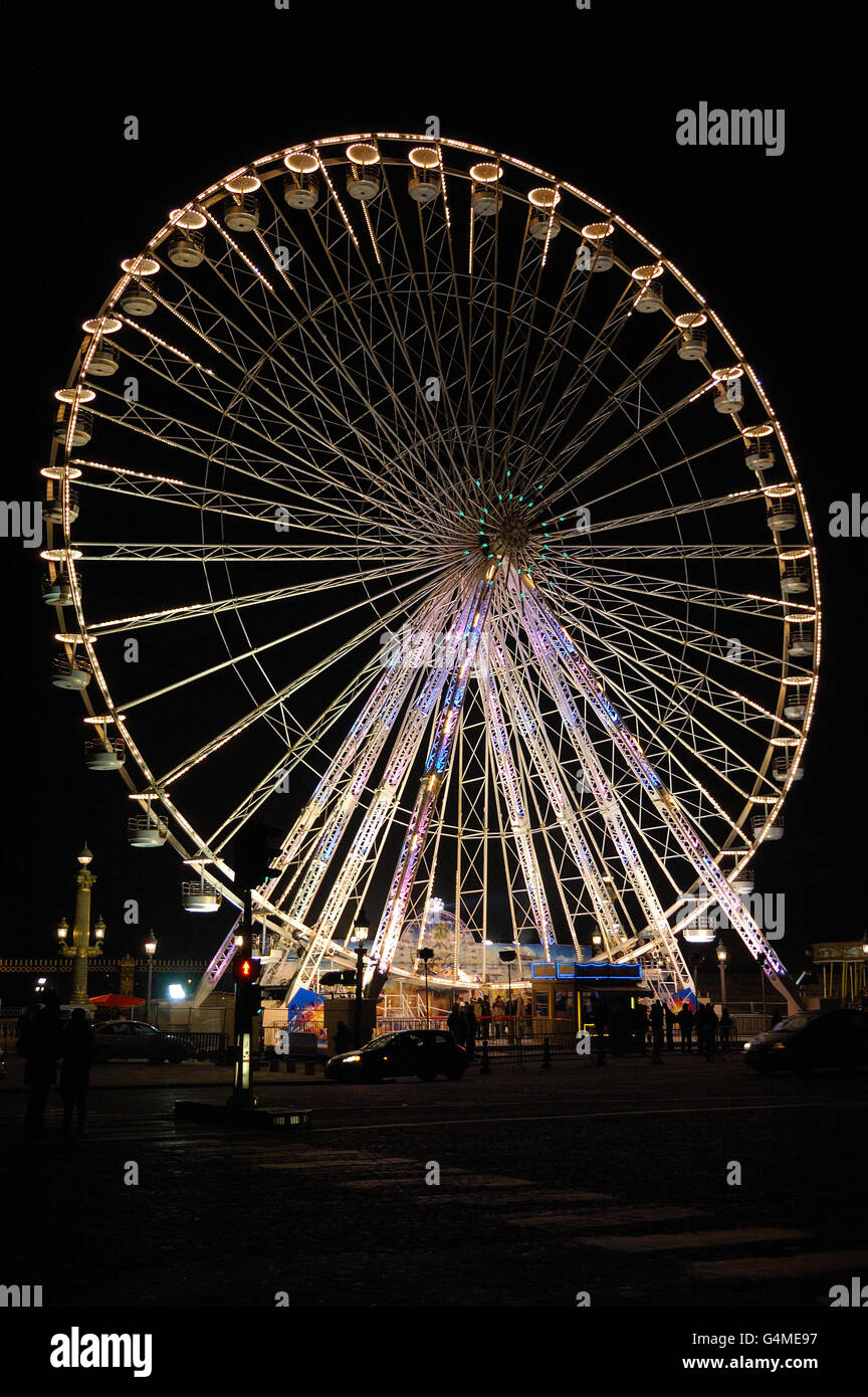 Ferris wheel colorful lights hi-res stock photography and images - Alamy