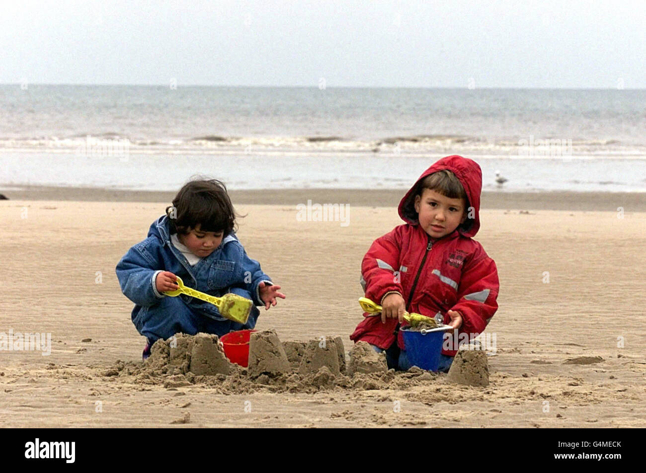 Blackpool holiday cold beach hi-res stock photography and images - Alamy