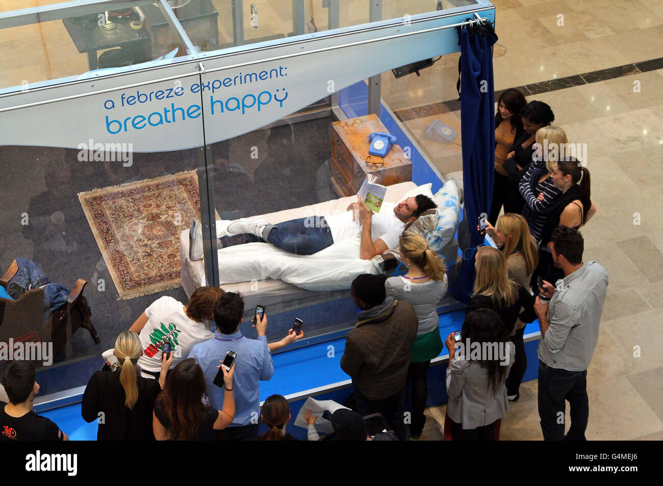 Breathe Happy' event - a unique odour experiment in a Perspex box - at ...