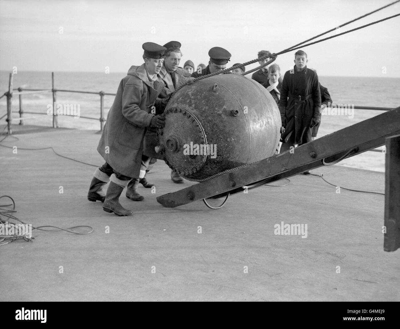 Naval mine detonation hi-res stock photography and images - Alamy