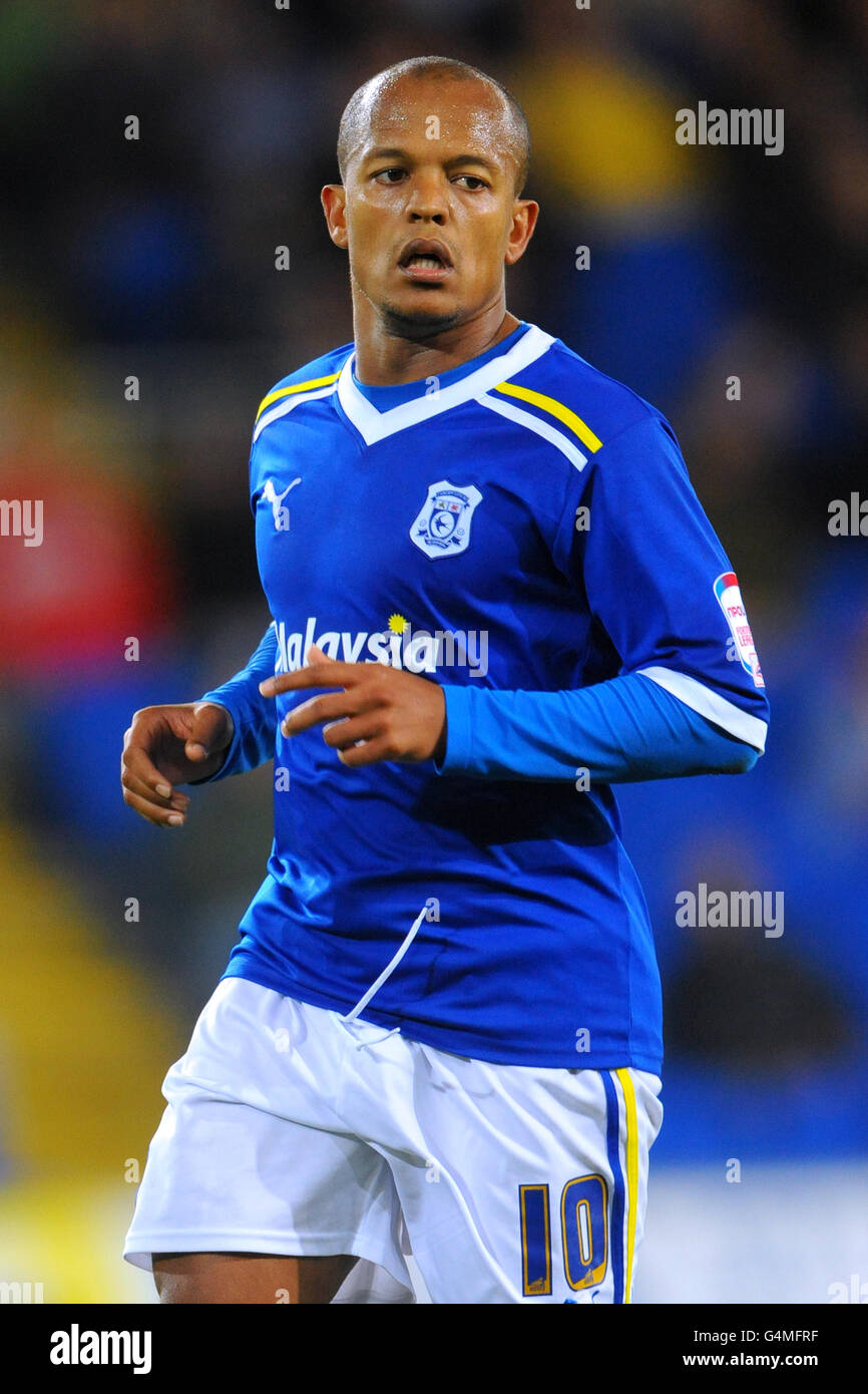 Robert earnshaw leicester city hi-res stock photography and images - Alamy