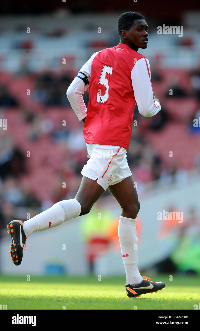 Arsenal under 18 hi-res stock photography and images - Alamy