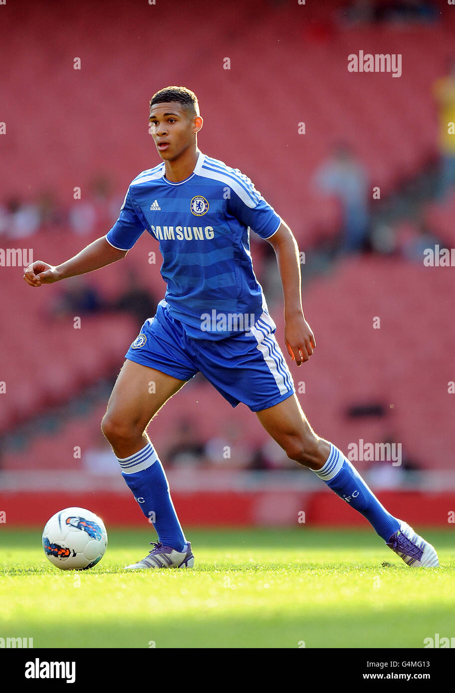 Soccer - Under 18's Friendly - Arsenal v Chelsea - Emirates Stadium ...