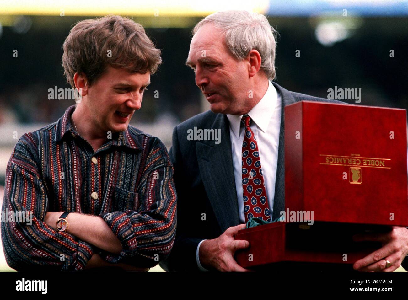 FRANK SKINNER WITH JEFF ASTLE, FORMER WEST BROMWICH ALBION Stock Photo ...