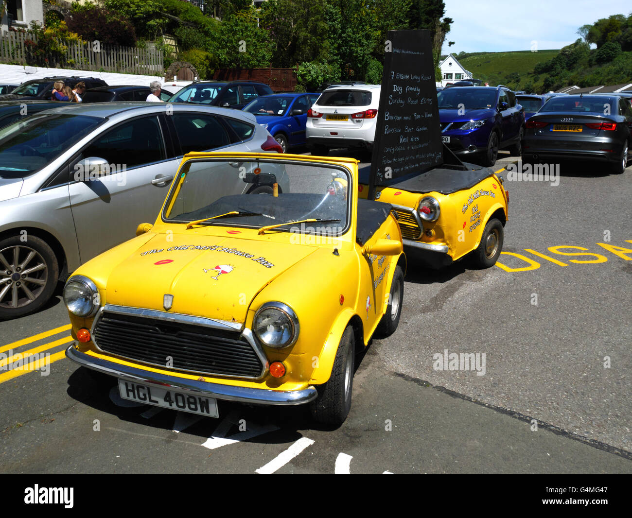 Mini clubman hi-res stock photography and images - Alamy
