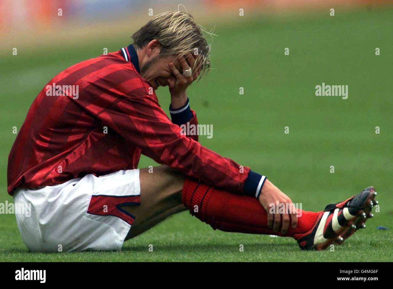 Football on ground david beckham hi-res stock photography and images ...