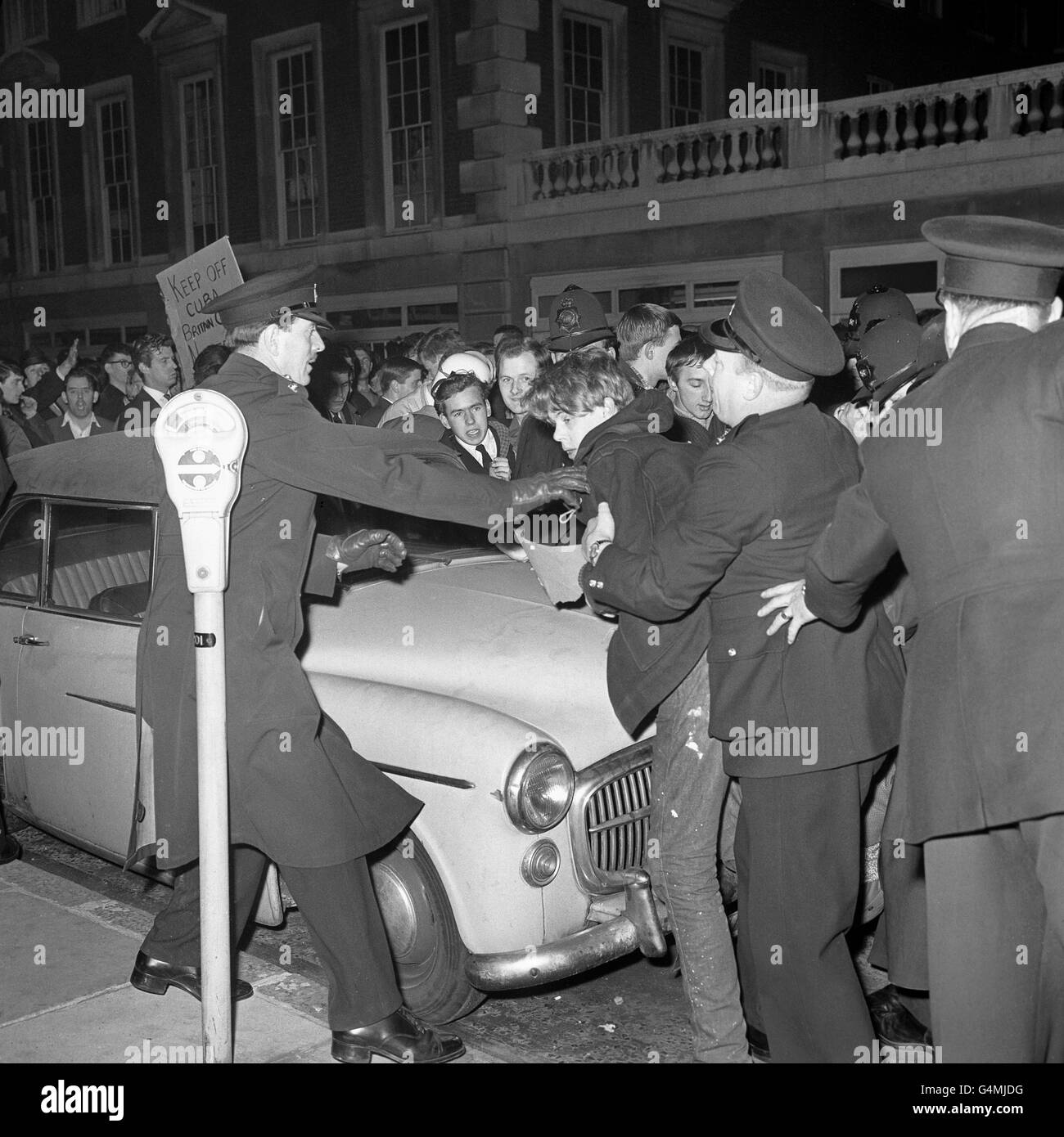 Cuban police car Black and White Stock Photos & Images - Alamy