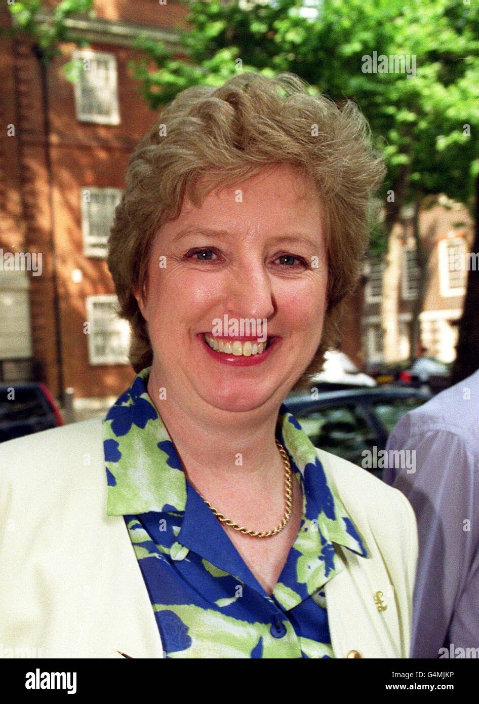Angela browning mp hi-res stock photography and images - Alamy