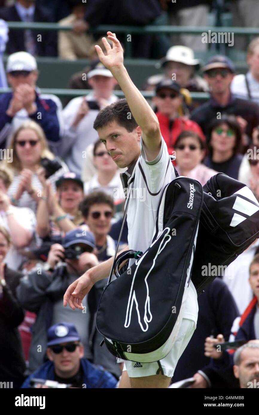No Commercial Use Britain's Tim Henman waves to the crowd after his ...