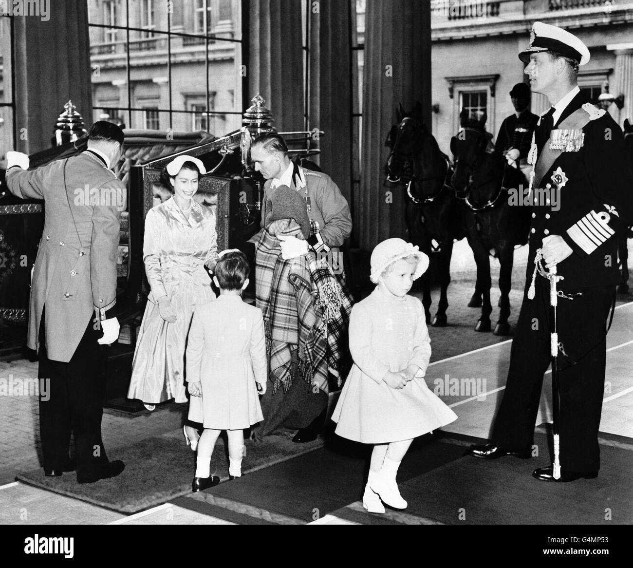 Royal Tour 1954 Stock Photos & Royal Tour 1954 Stock Images - Alamy
