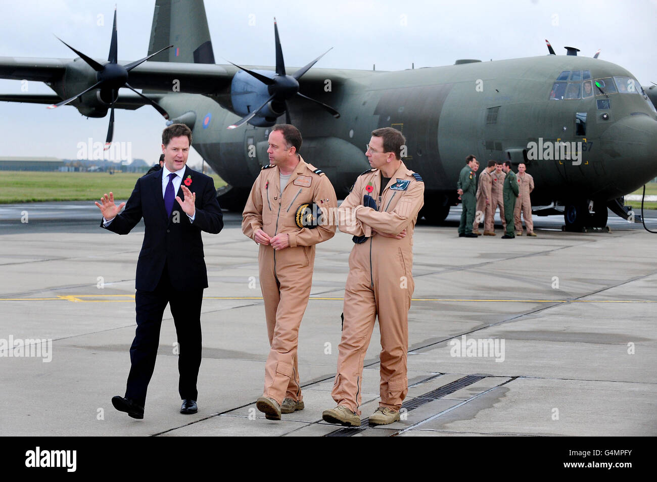 Full length speaking mangrr hi-res stock photography and images - Alamy