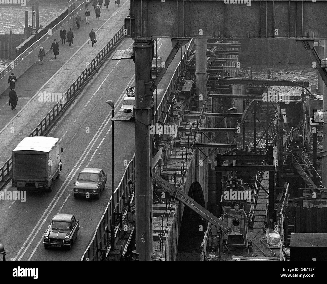 Los angeles construction 1969 hi-res stock photography and images - Alamy