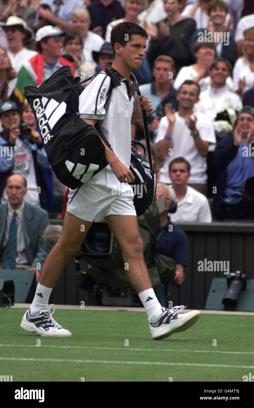 TENNIS Wimbledon Henman 3 Stock Photo - Alamy