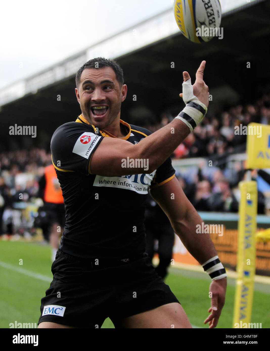 Wasps' Riki Flutey celebrates scoring their first try during the Aviva ...