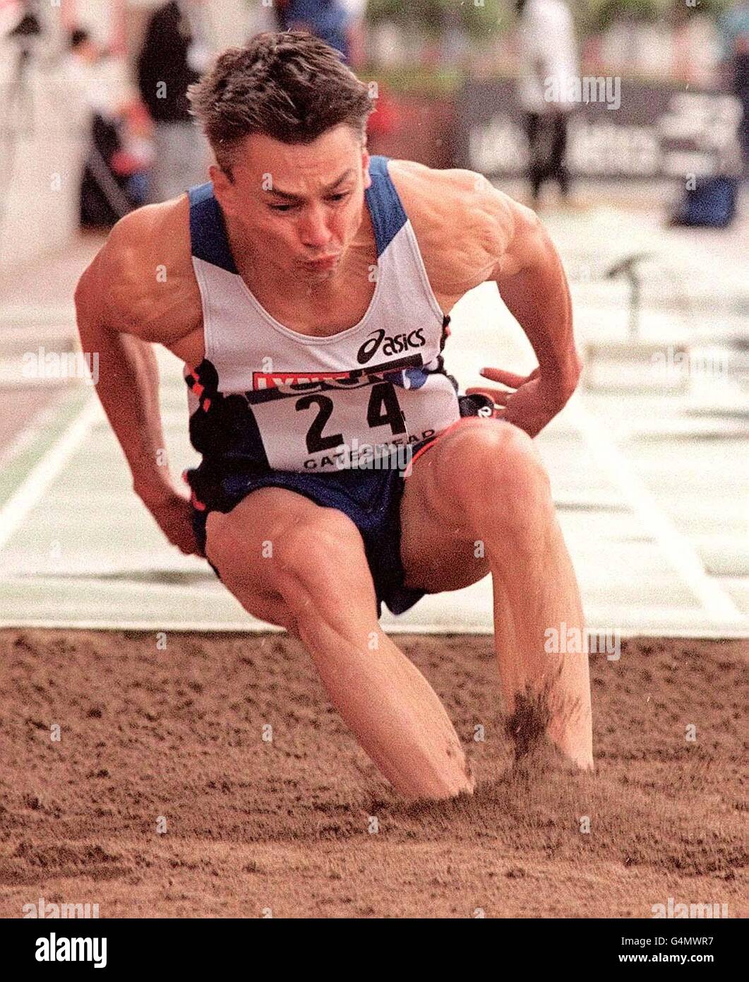 Athletics/Triple jump- Edwards Stock Photo - Alamy
