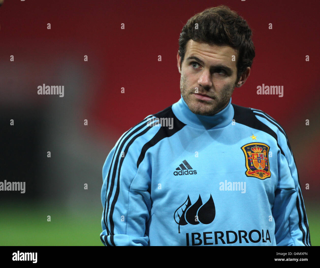 Soccer spain head shot headshot mangrr hi-res stock photography and ...