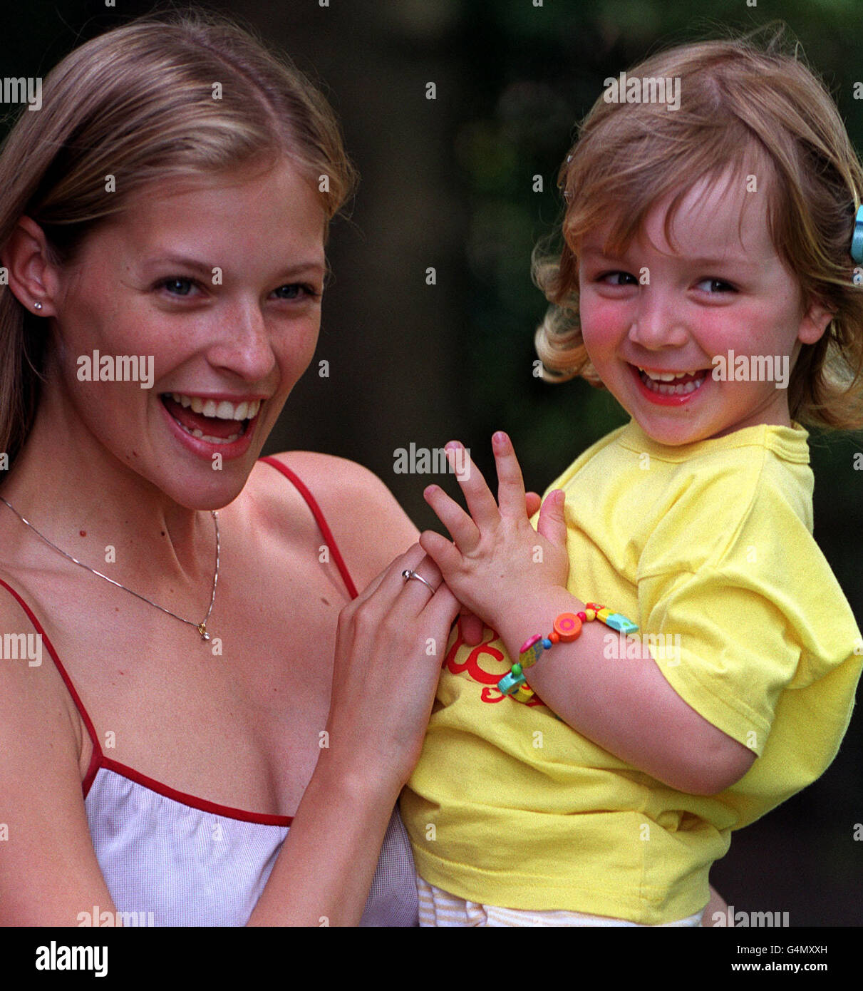 Top model sarah thomas with alice lord 2 hi-res stock photography and ...