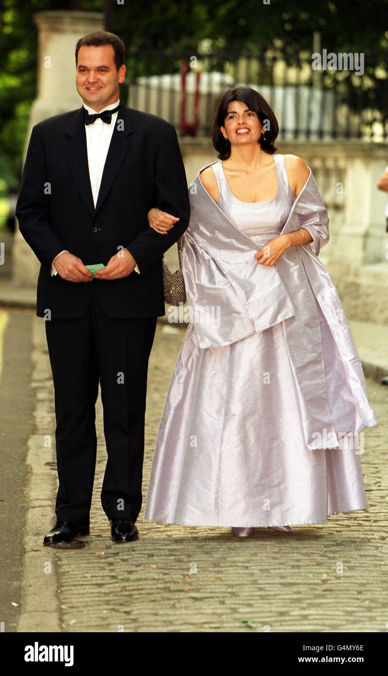 Greek Royal Ball/Guests arrive Stock Photo - Alamy