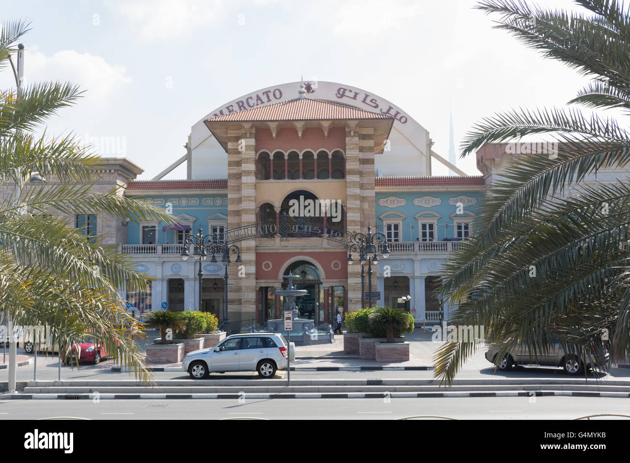 The Mercato shopping centre Dubai Stock Photo - Alamy