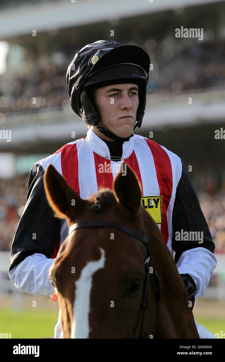 Top half stock goes to post hi-res stock photography and images - Alamy