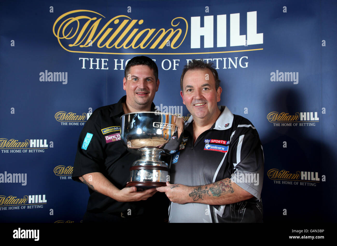 Darts - Williamhill.com 2011 Grand Slam - Day Two - Wolves Civic Stock ...