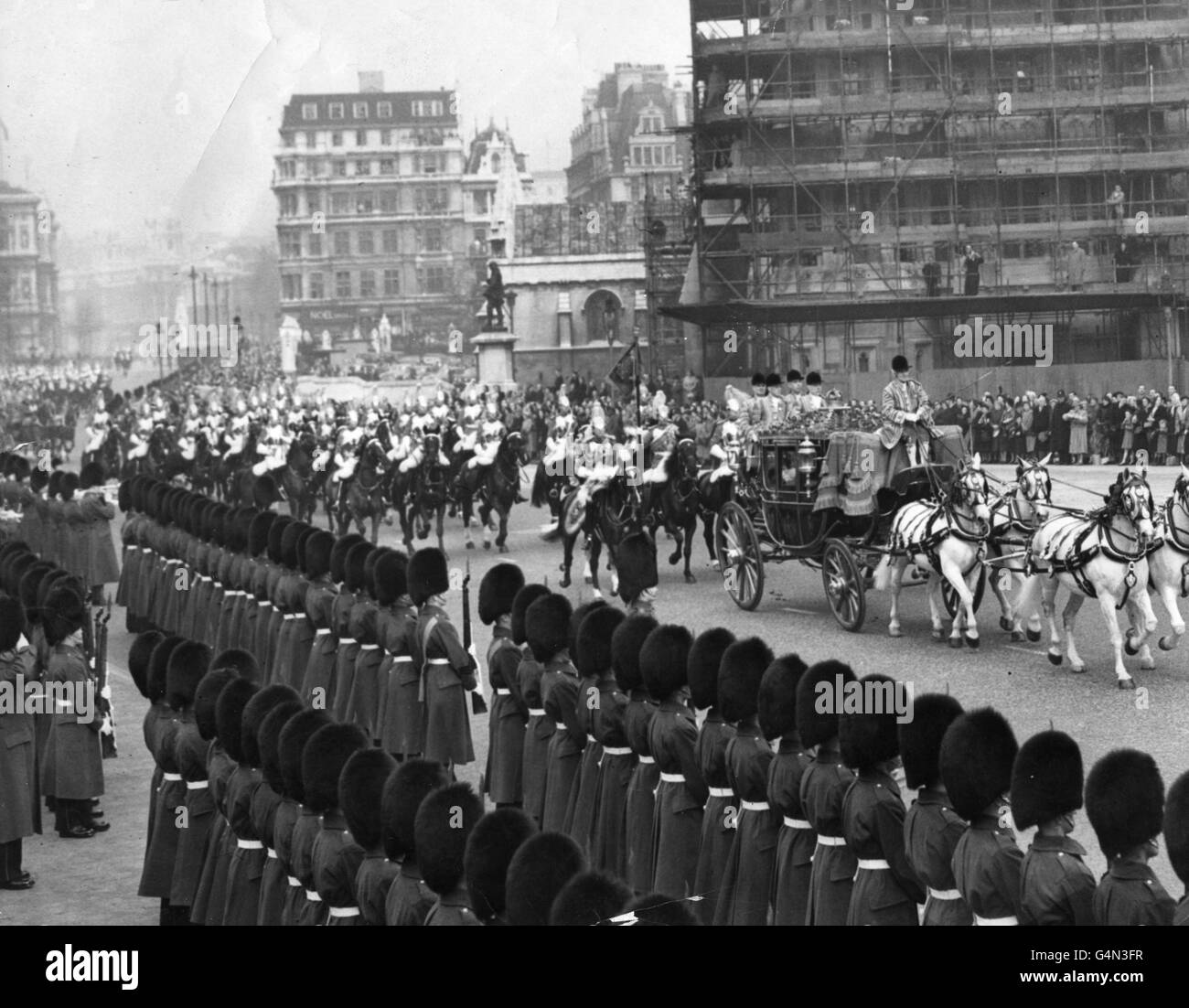 Irish state coach hi-res stock photography and images - Alamy