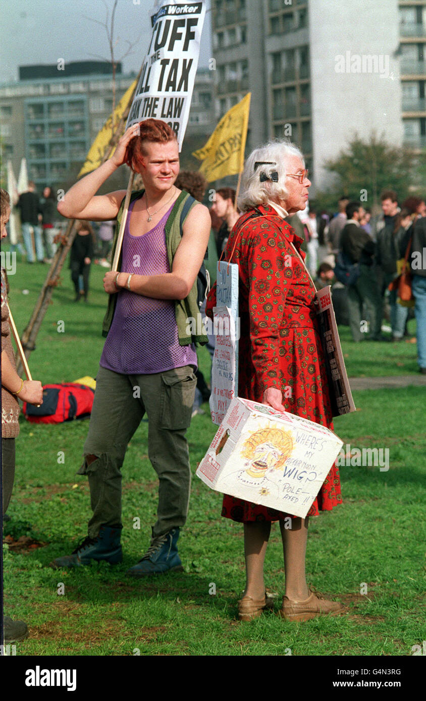 South poll tax hi-res stock photography and images - Alamy