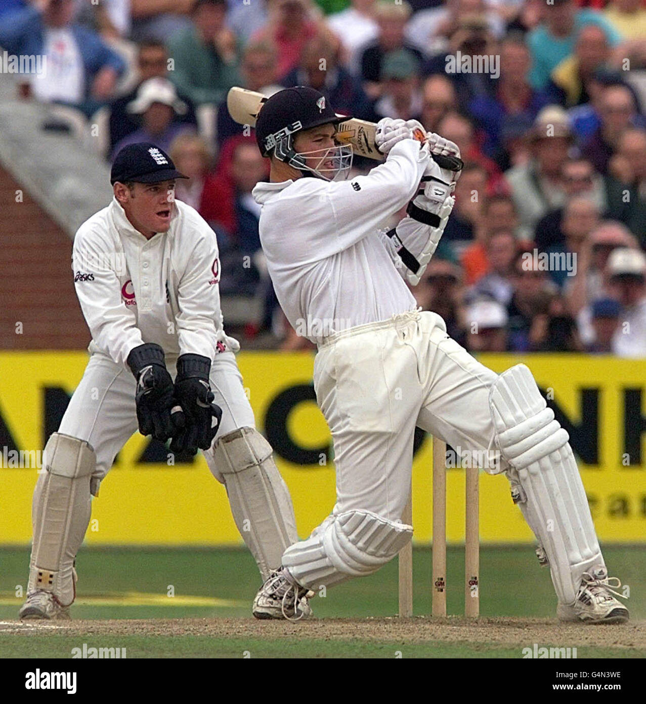 CRICKET Eng v NZ/Bell 50 Stock Photo - Alamy