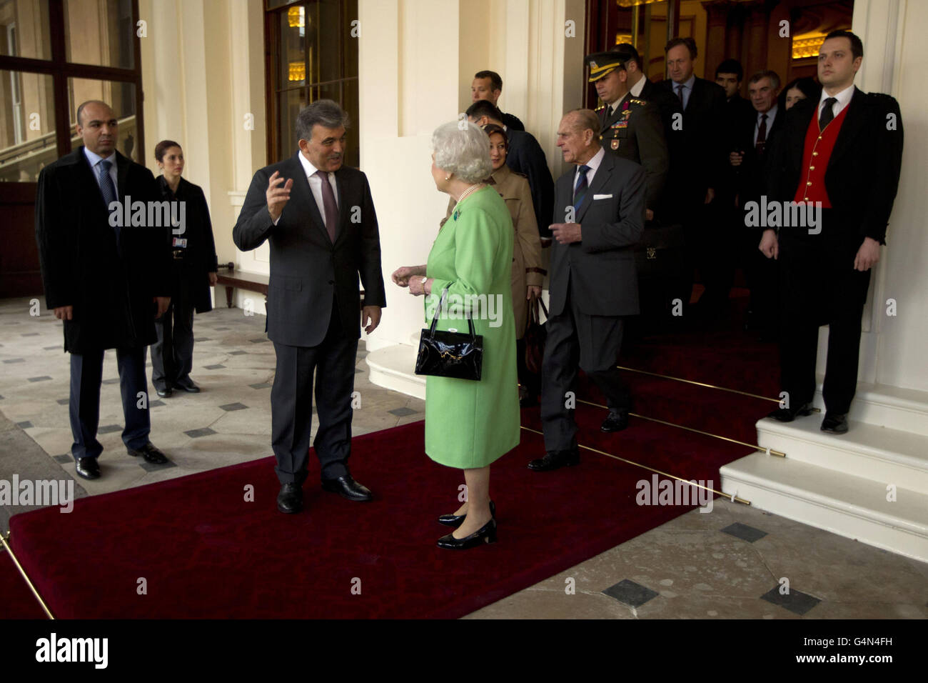Queen Elizabeth II and the Duke of Edinburgh bid farewell to Turkey's ...