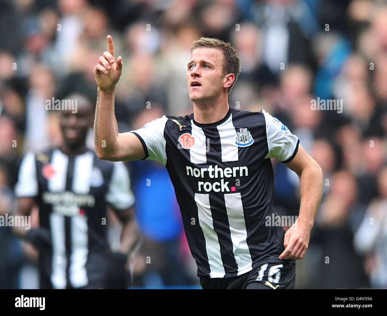 Newcastle uniteds ryan taylor celebrates hi-res stock photography and ...