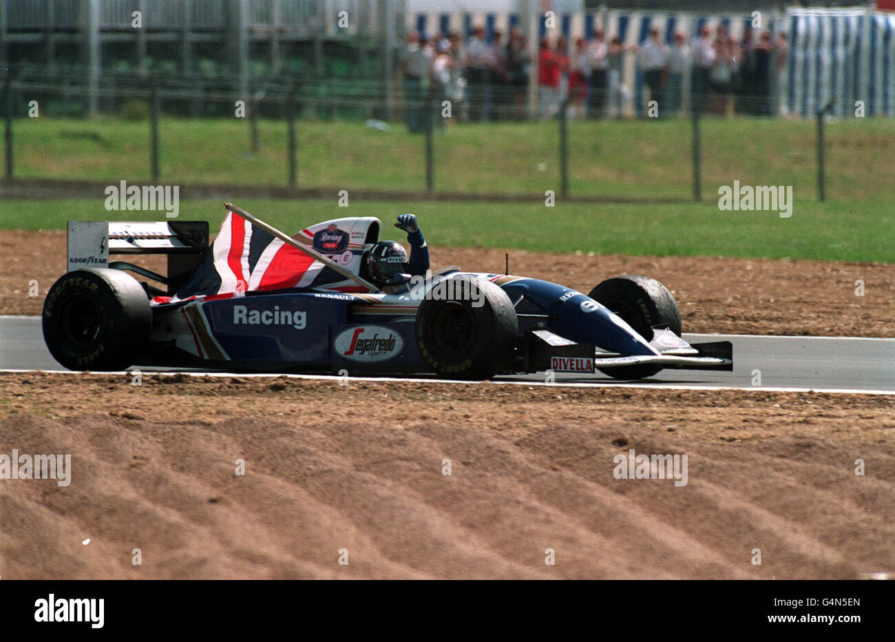 Formula One Motor Racing - British Grand Prix - Silverstone. Damon Hill ...