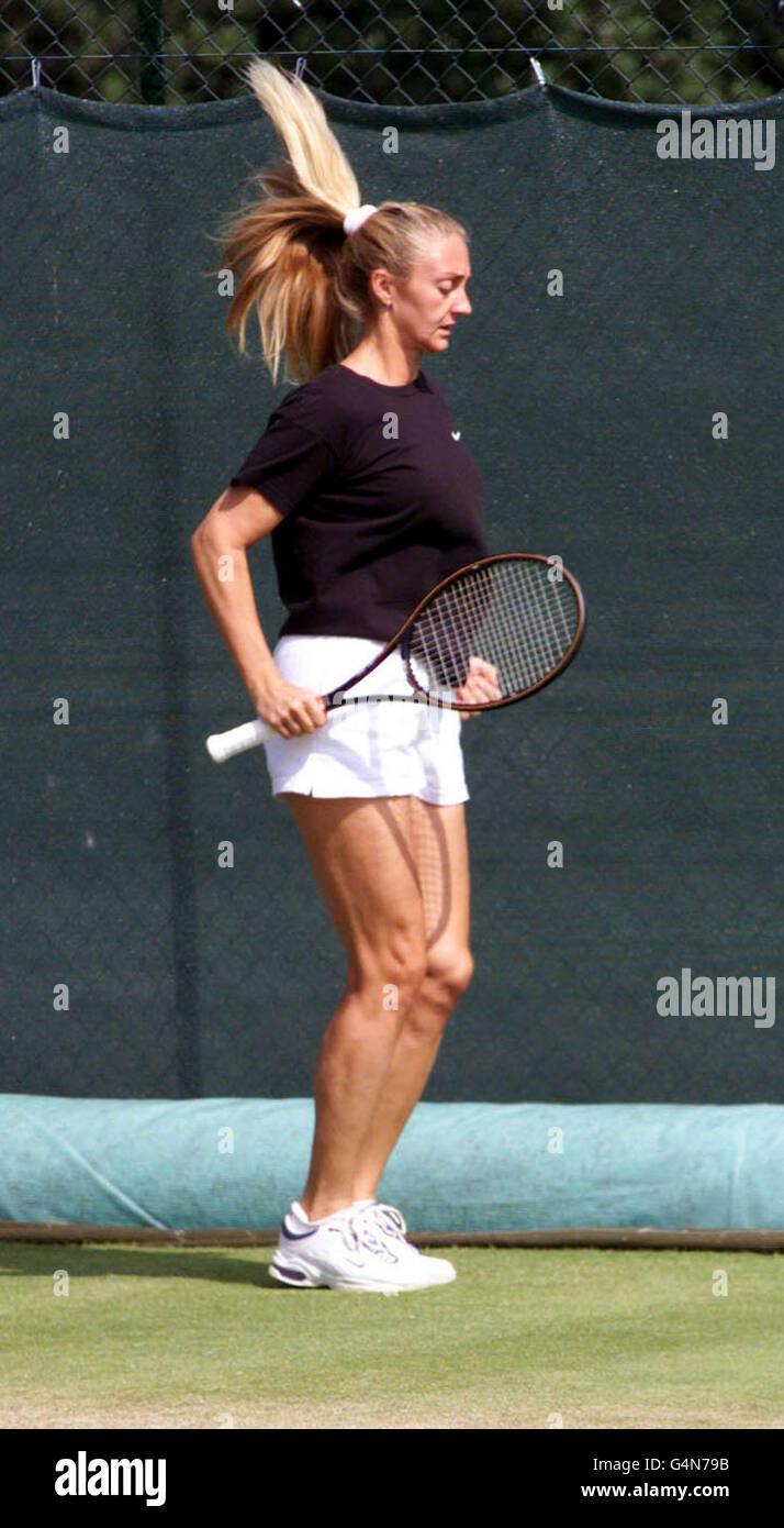 London pierce faces rita grande italy in next round hi-res stock ...