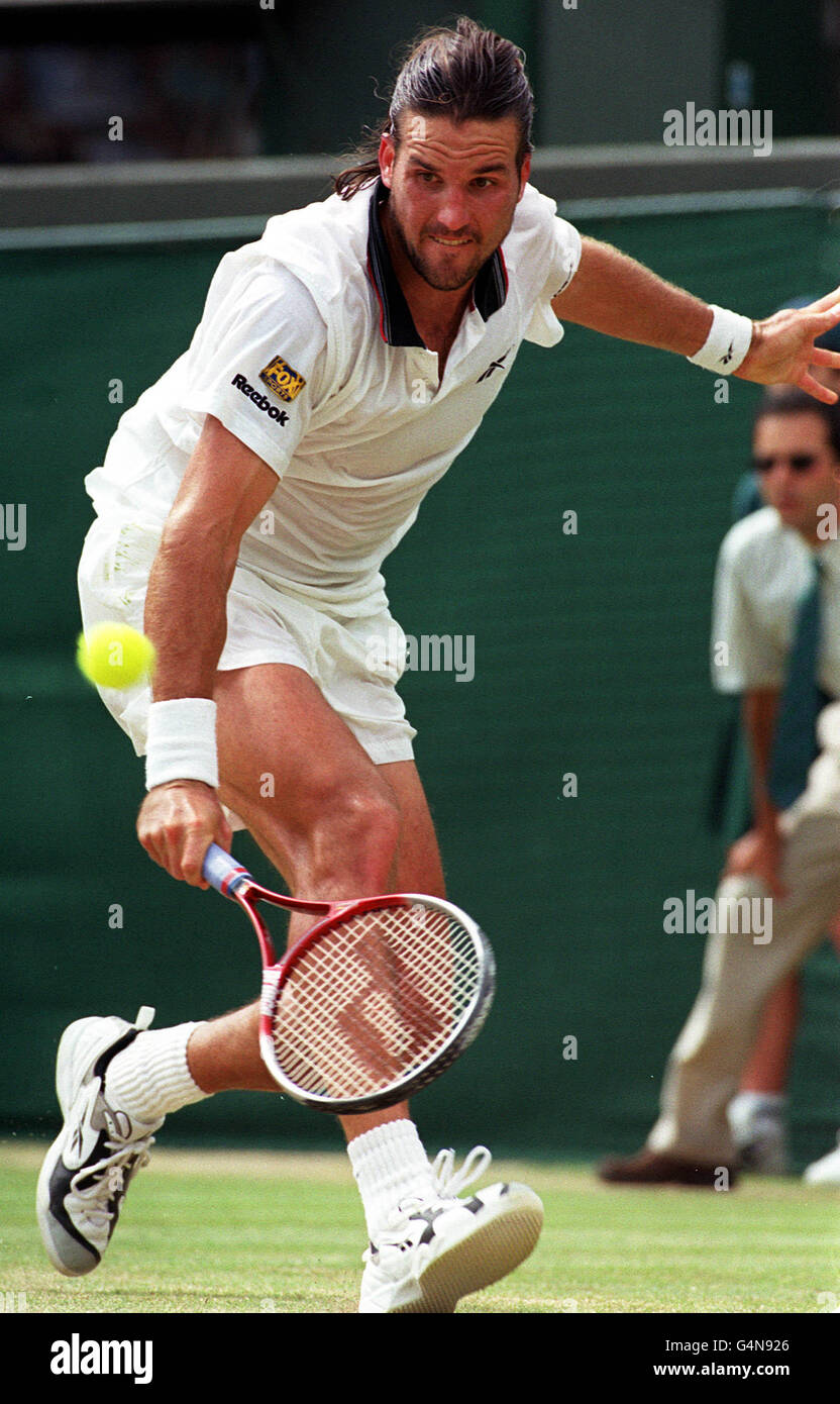 TENNIS Rafter 1 Stock Photo - Alamy