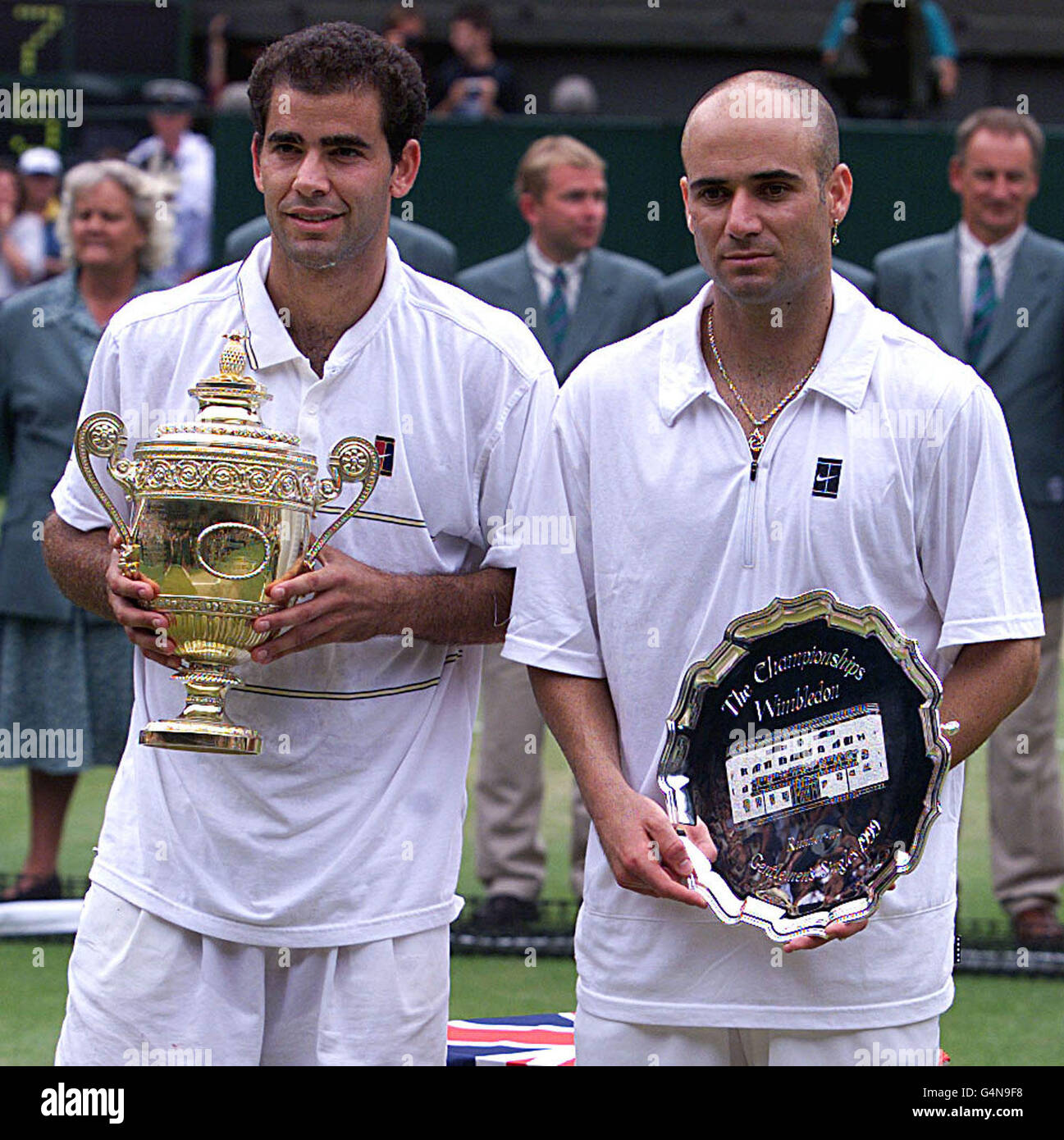 Pete sampras wimbledon winner hi-res stock photography and images - Alamy