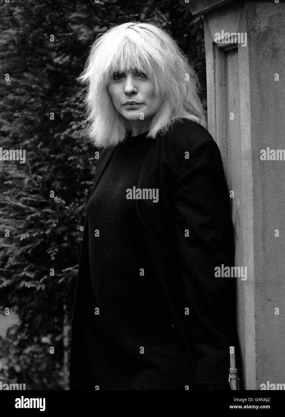 Debbie harry portrait hi-res stock photography and images - Alamy