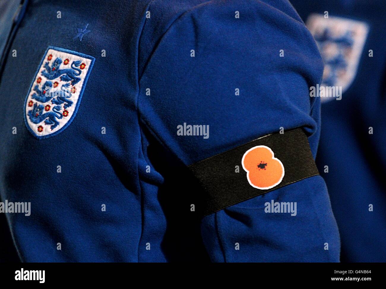 England players poppy hi-res stock photography and images - Alamy