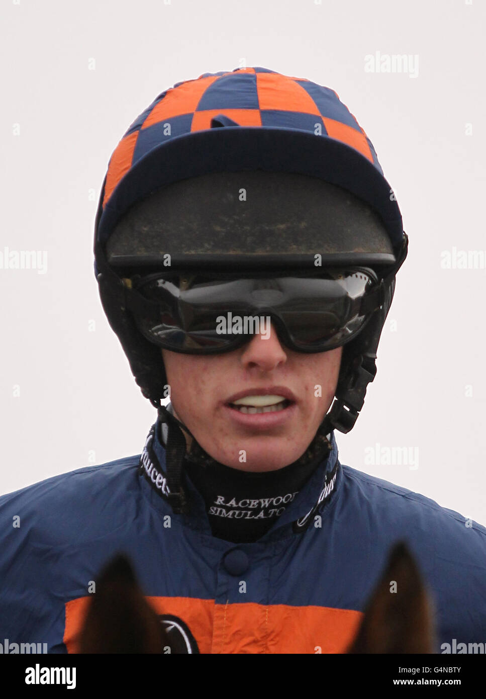 Harry challoner jockey hi-res stock photography and images - Alamy