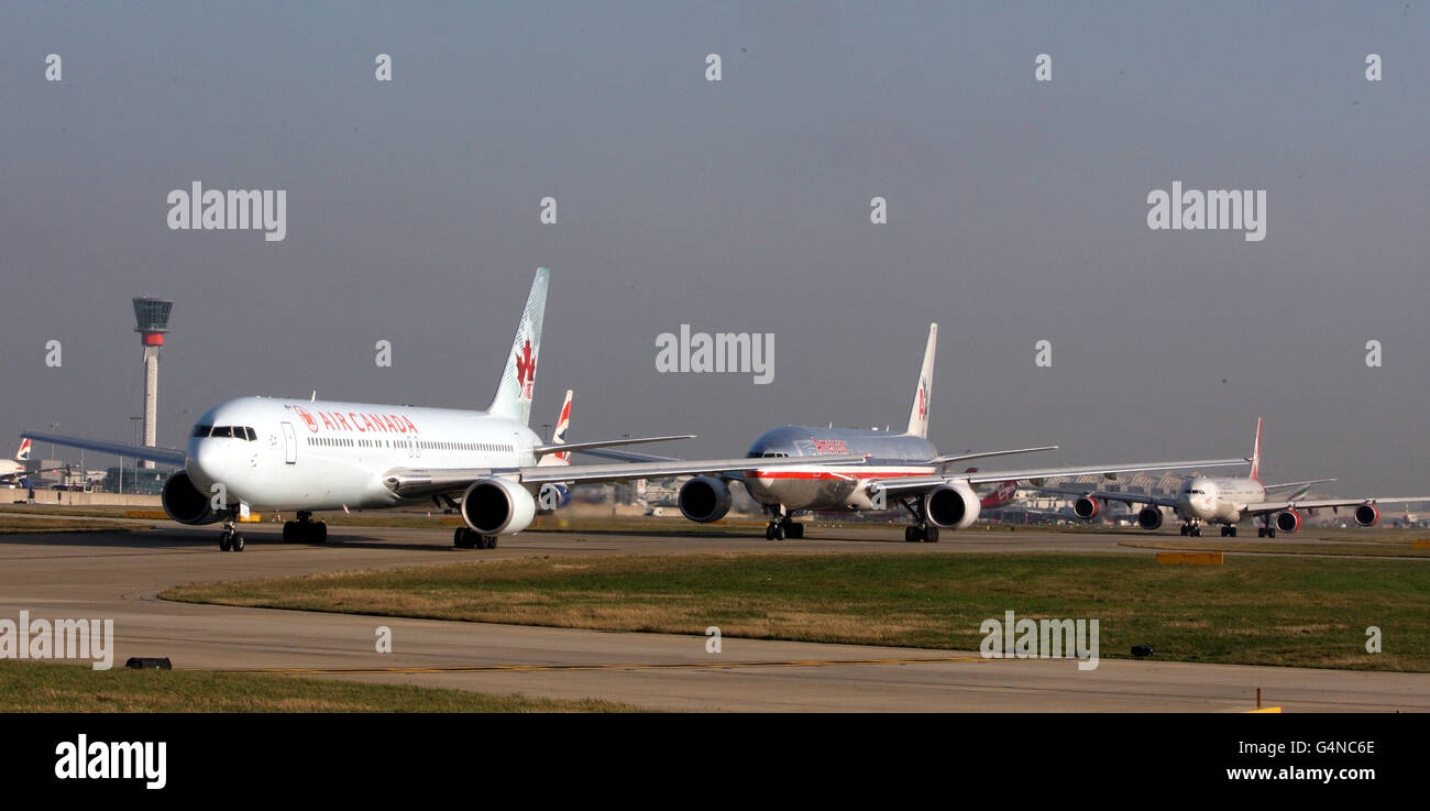 Transport airplanes hi-res stock photography and images - Alamy