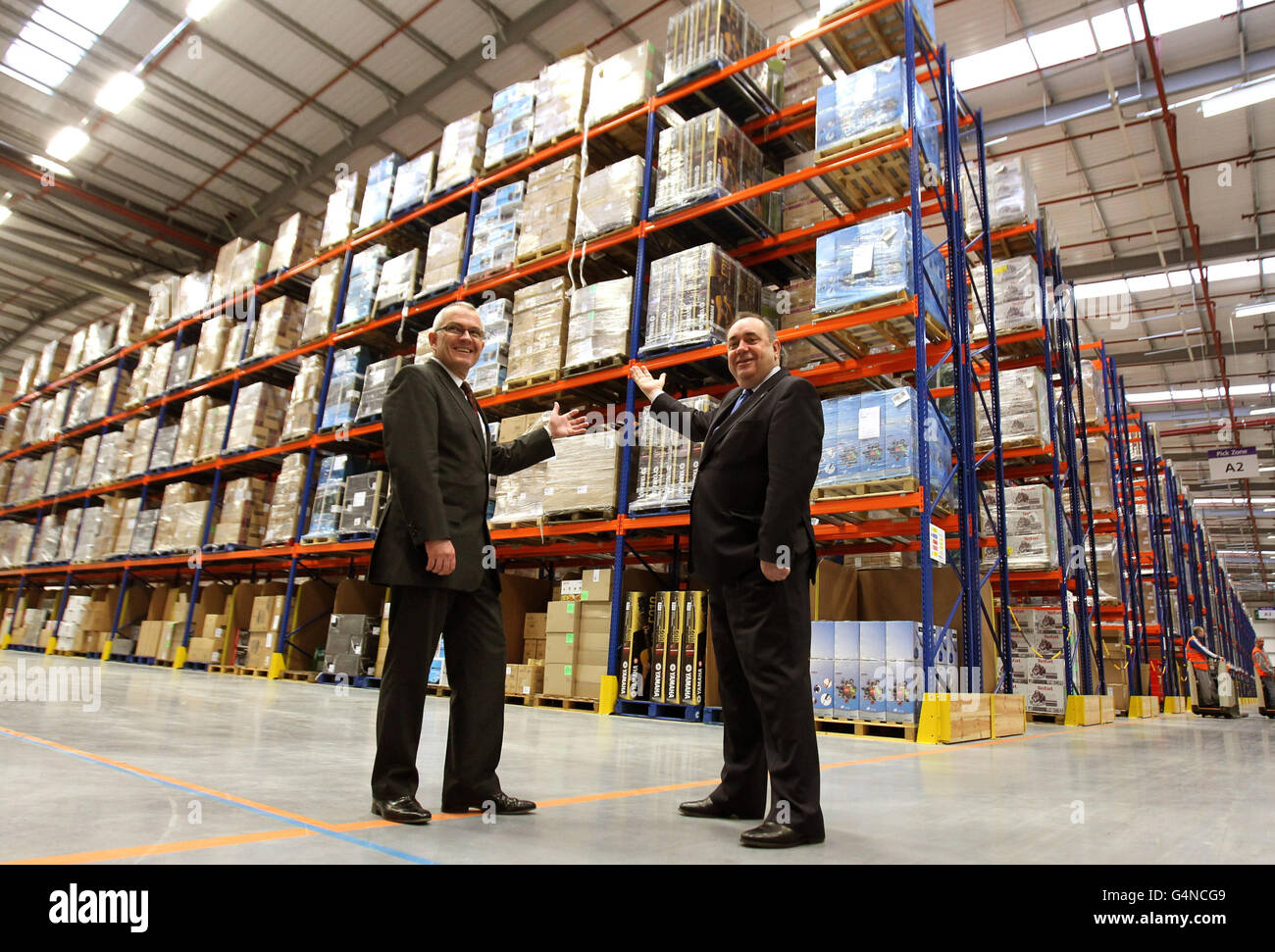 Amazon UK's new fulfilment centre Stock Photo - Alamy