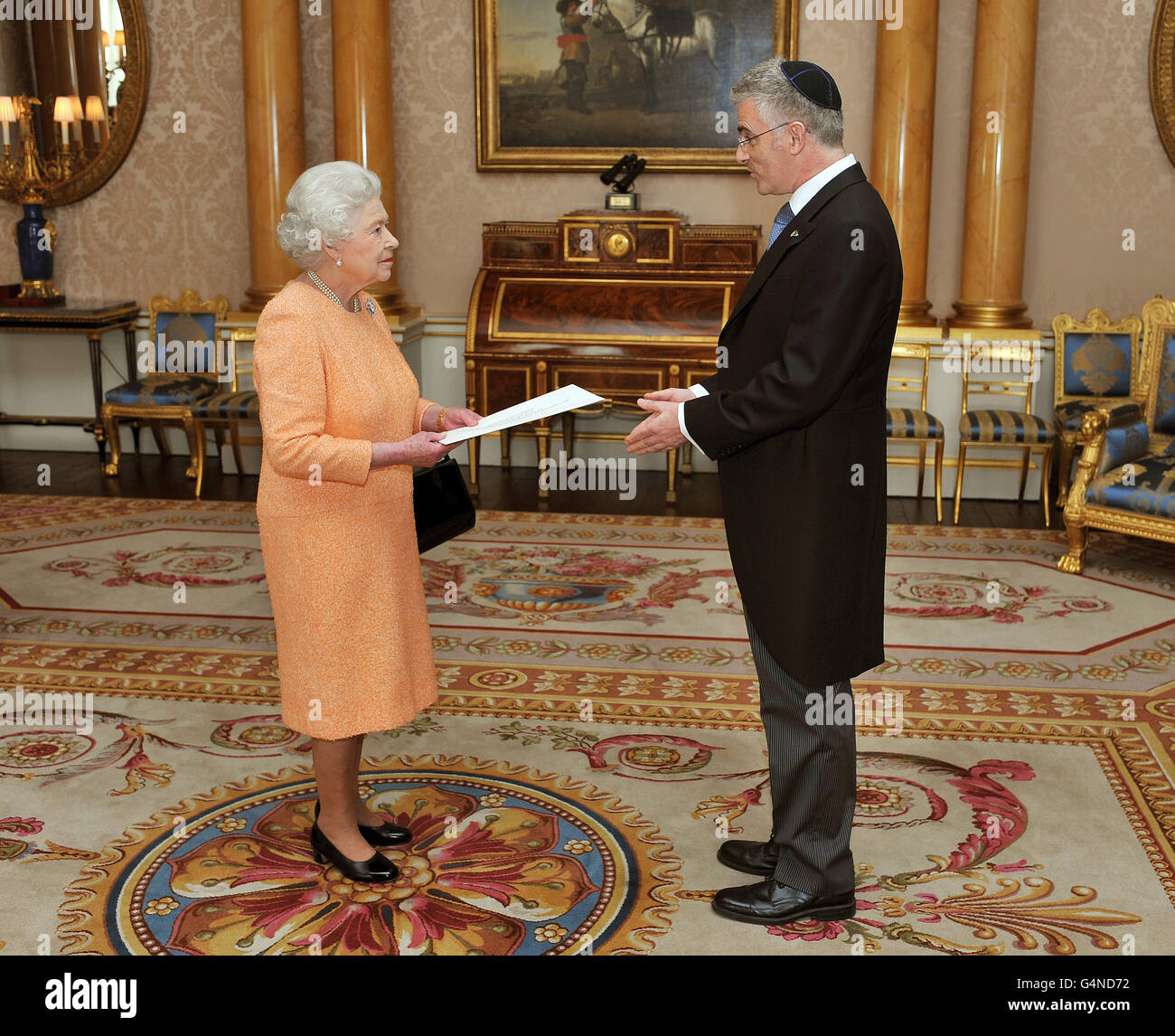 Elizabeth Israel's Instagram, Twitter & Facebook on IDCrawl