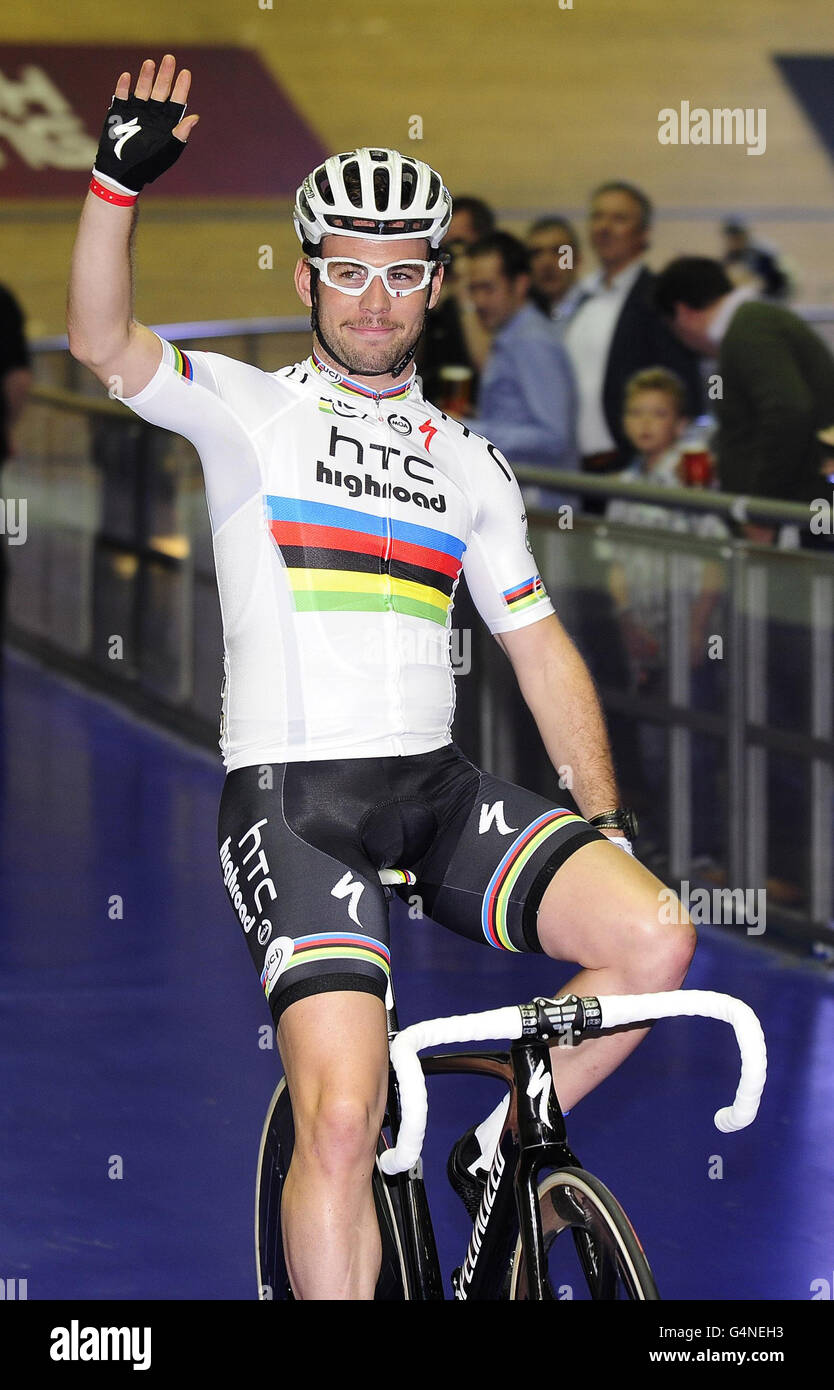 Motor paced cycling hi-res stock photography and images - Alamy