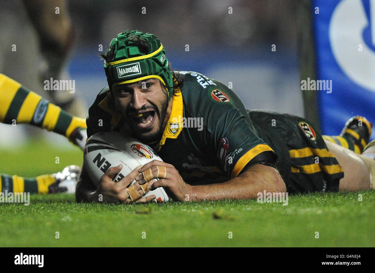 Johnathan thurston try hi-res stock photography and images - Alamy