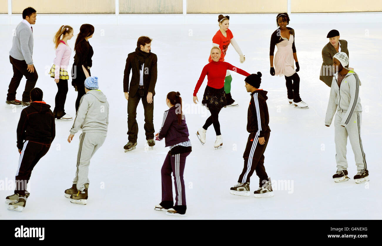 Standalone: British Olympic Ice dance champion Jayne Torvill, centre ...