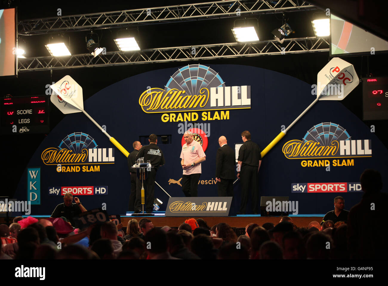 Wolverhampton civic centre hi-res stock photography and images - Alamy