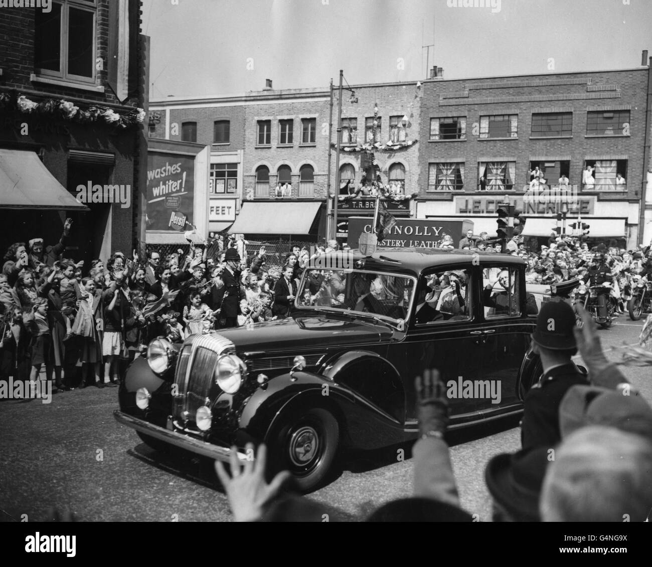 Children cheer queen elizabeth ii duke edinburgh enter york road hi-res ...